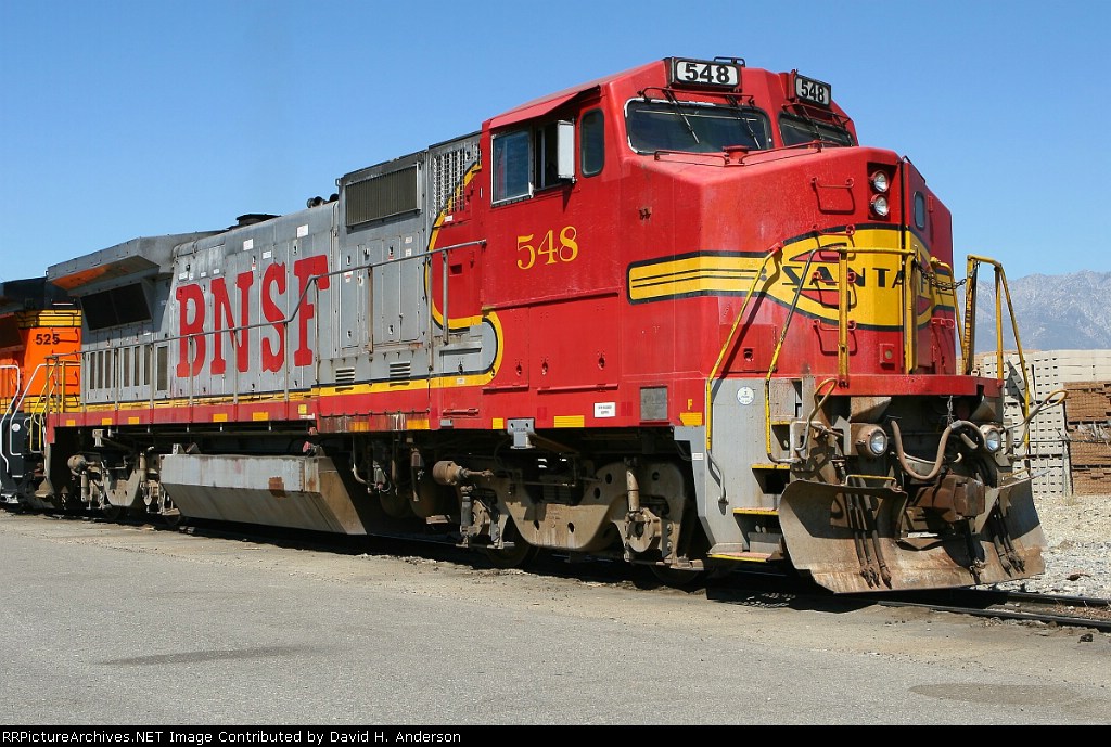 BNSF 548